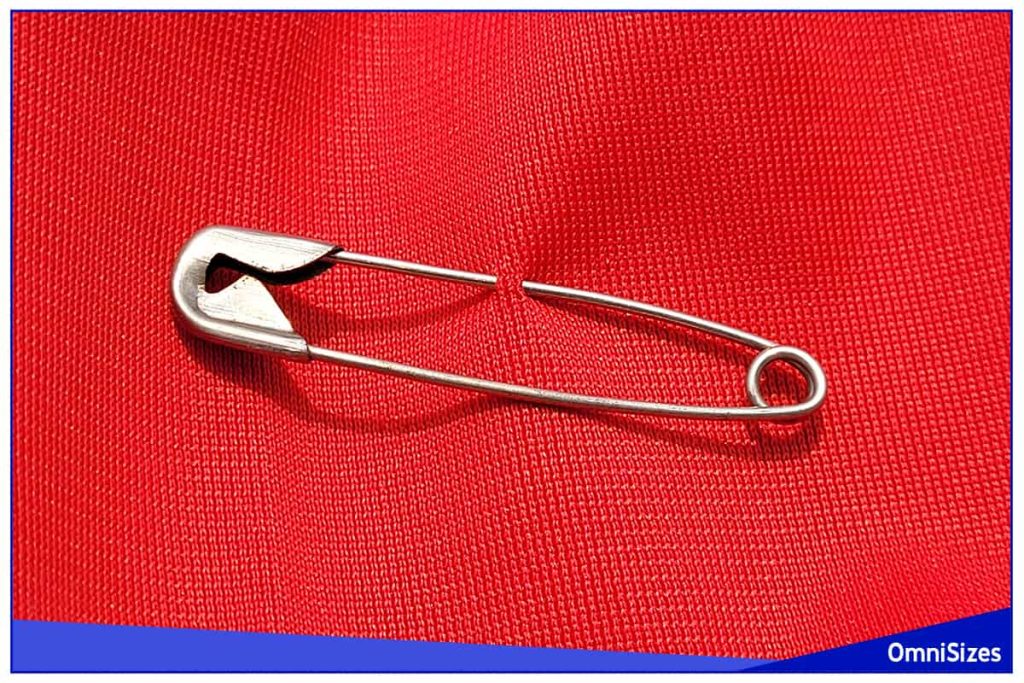 9 Common Things that Are 4 Centimeters Long - Sizes of Objects and Stuff